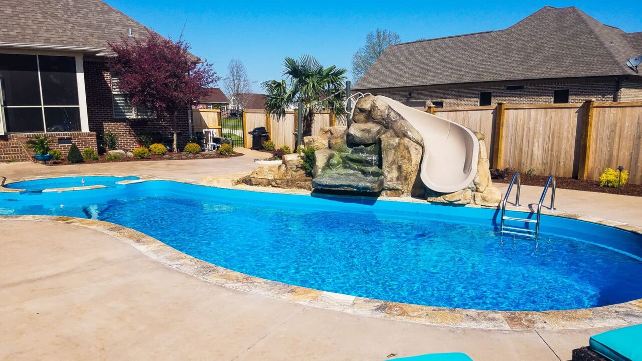 Medium Pools - Landmark Pools