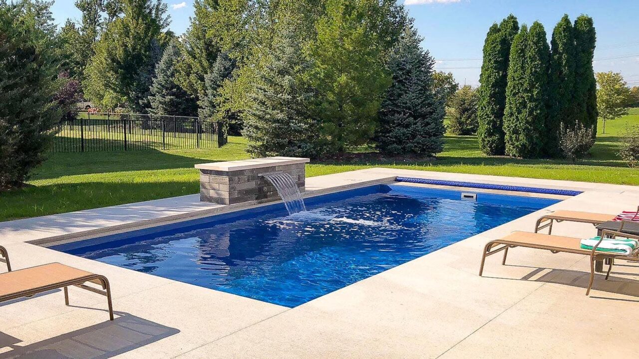 Medium Pools - Landmark Pools