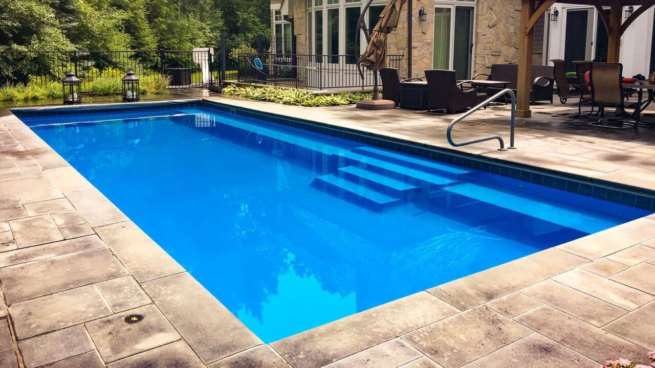 Large Pools - Landmark Pools